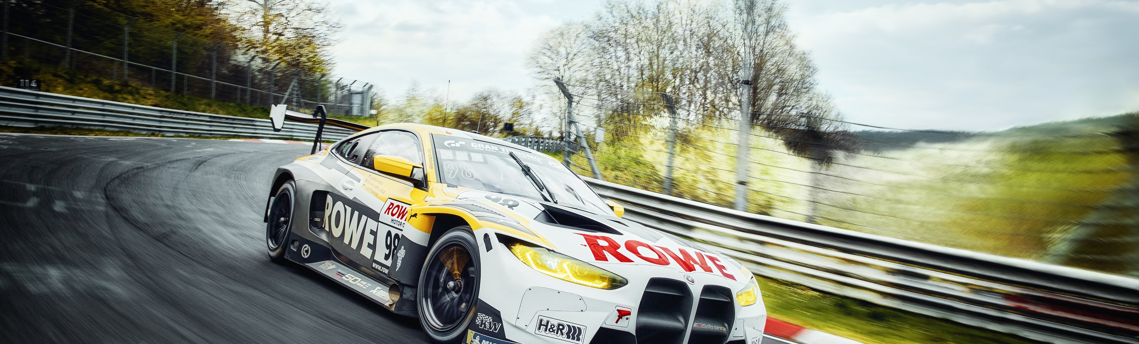 About ROWE - We offer motor oil, engine oils and other lubricants | ROWE