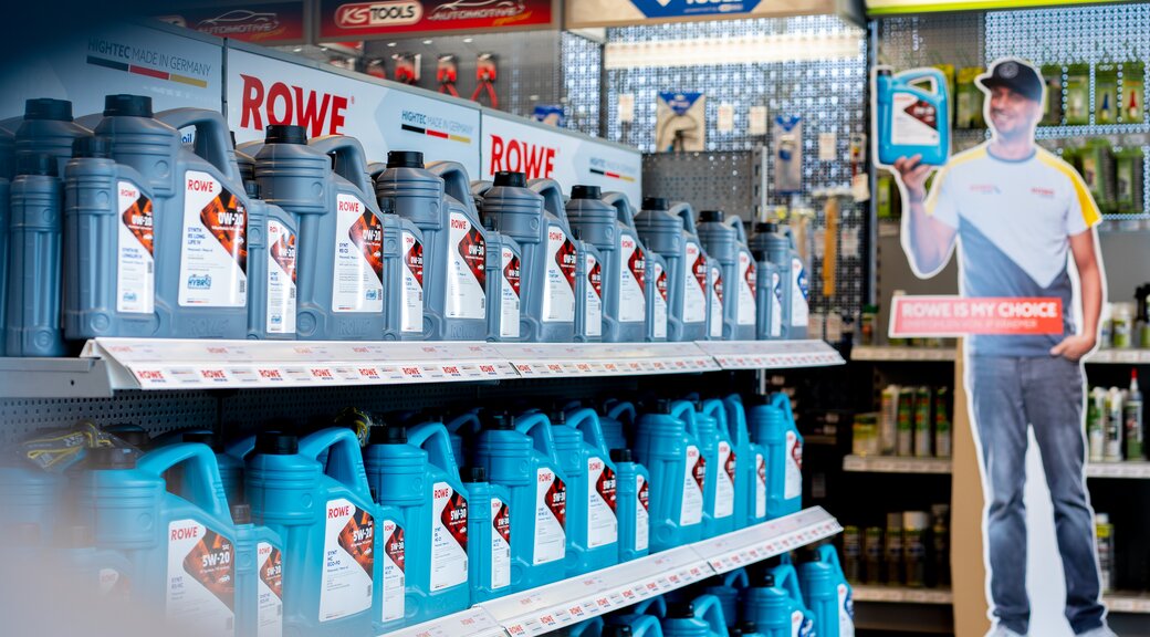 ROWE - Raise the limit: Motor oils and lubricants for all possible ...