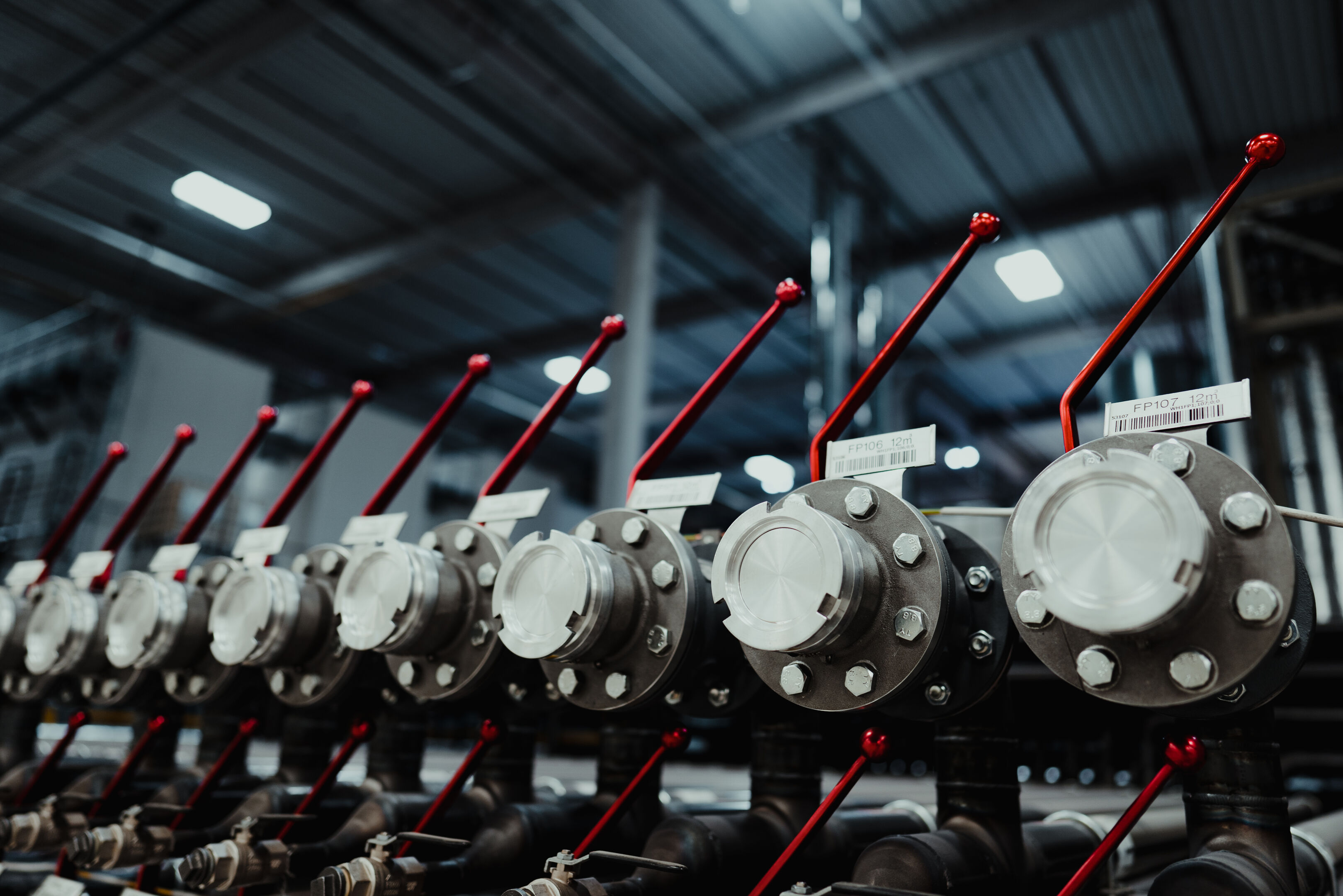 ROWE - Raise the limit: Motor oils and lubricants for all possible ...